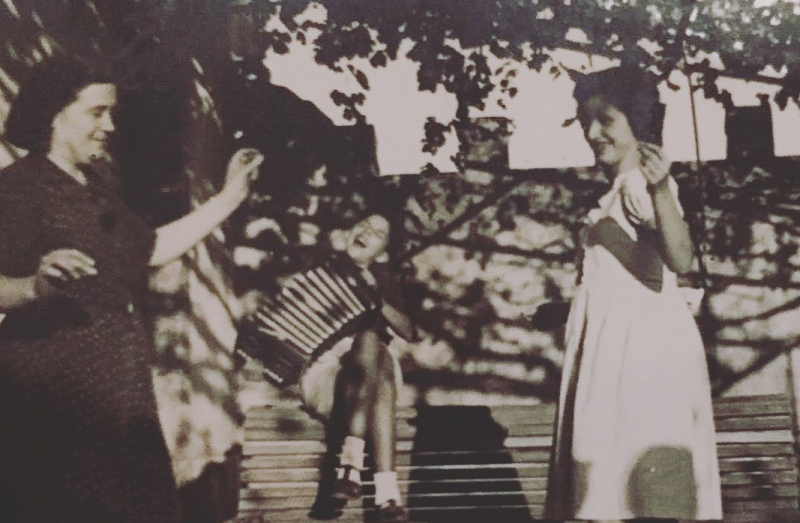 PROJECTING MEMORIES - Etxelaia